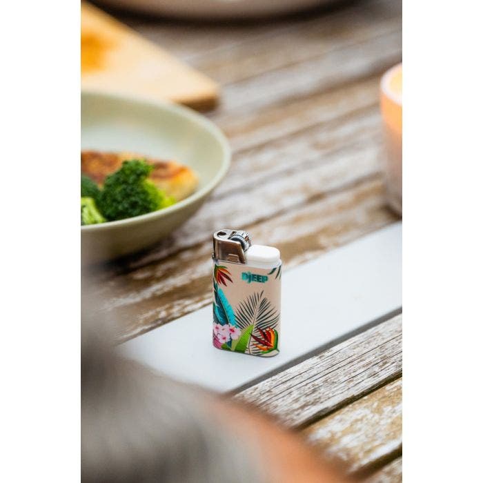 Unique lighters store